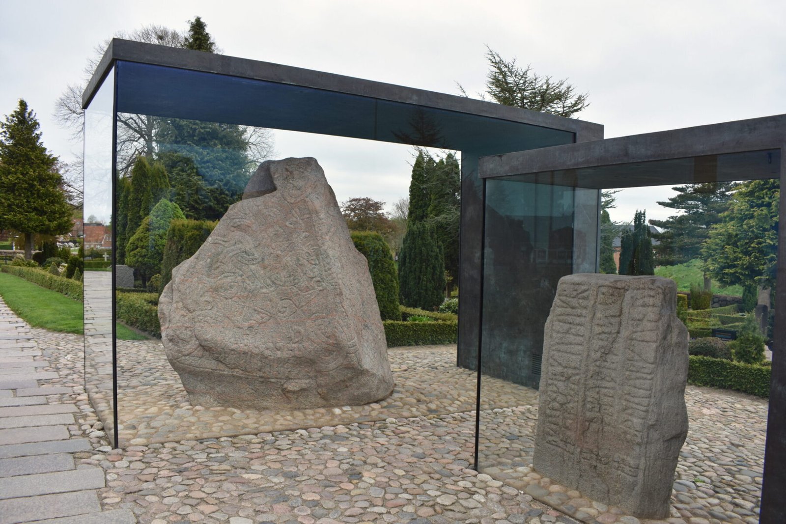 Jelling - Visit The Mounds & Runic Stones | Scope Trip